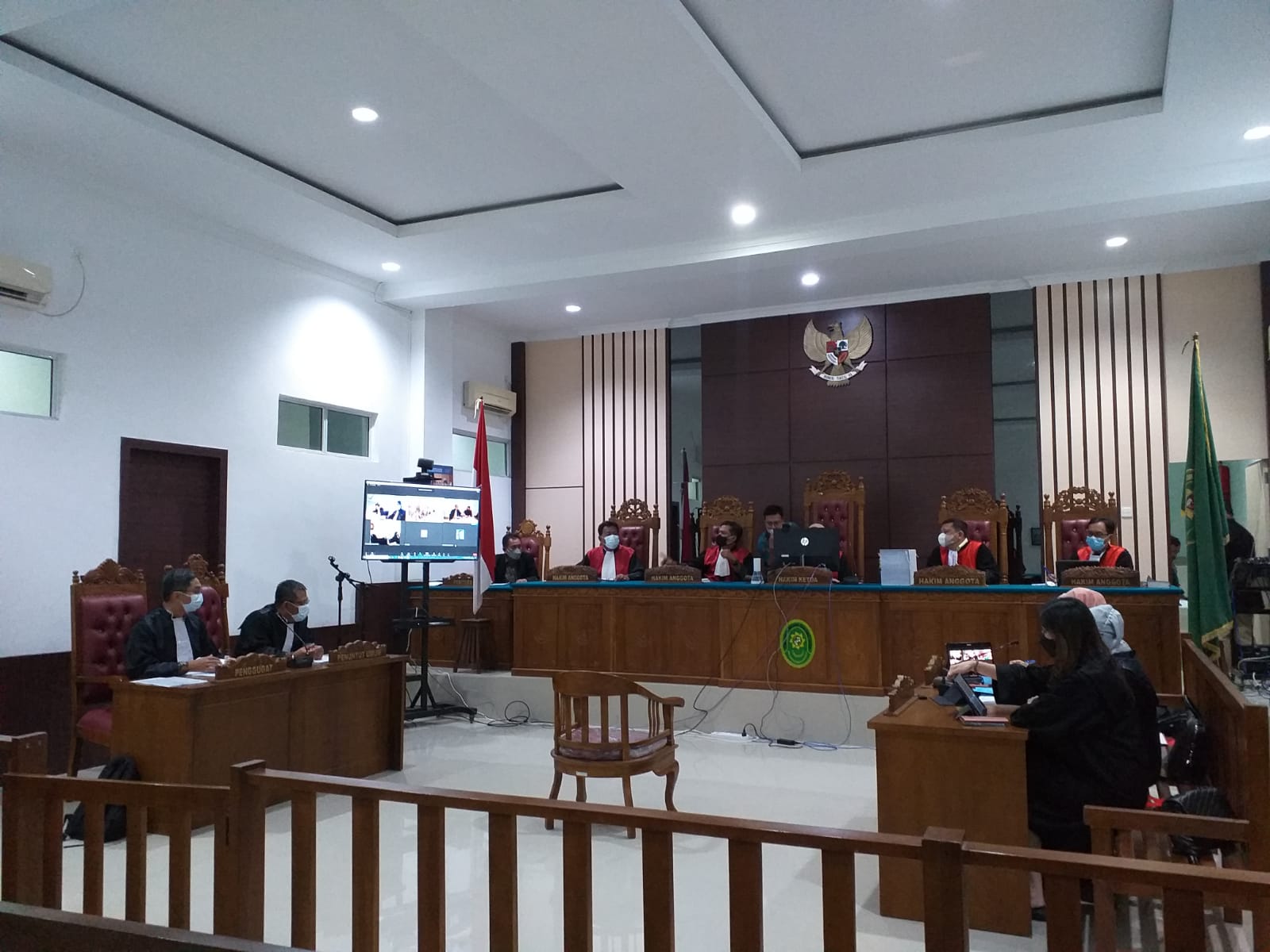 Sidang Perdana Apri Sujadi, 9 Nama Disebut Ikut Korupsi - Surya Kepri Sidang Perdana Apri Sujadi, 9 Nama Disebut Ikut Korupsi - Surya Kepri
